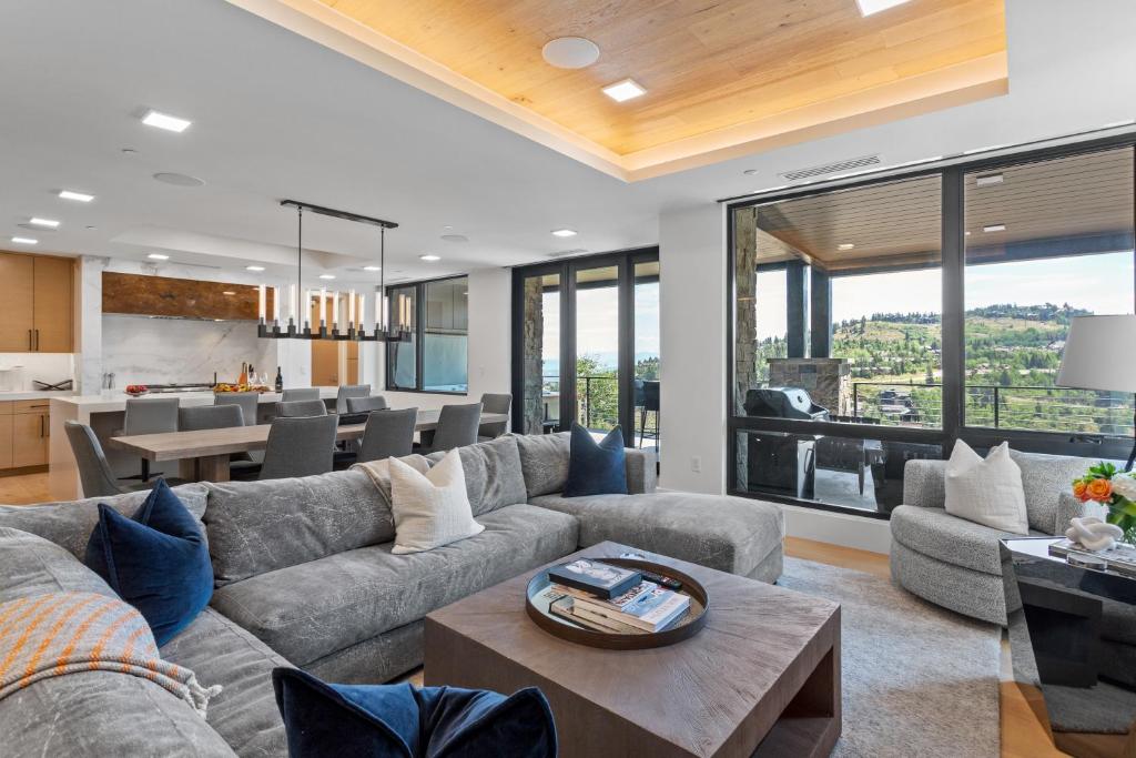 Empire Residences at Deer Valley Resort - Three Bedroom Deluxe ...