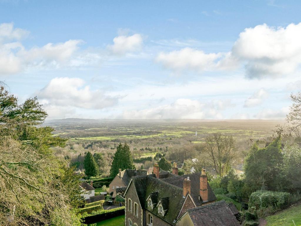 Valley View, Malvern Wells (updated prices 2025)