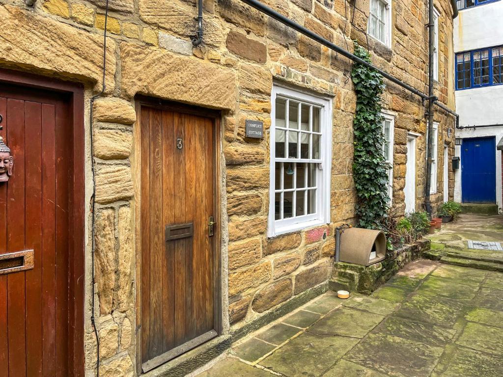 Conflict Cottage, Whitby (updated prices 2026)