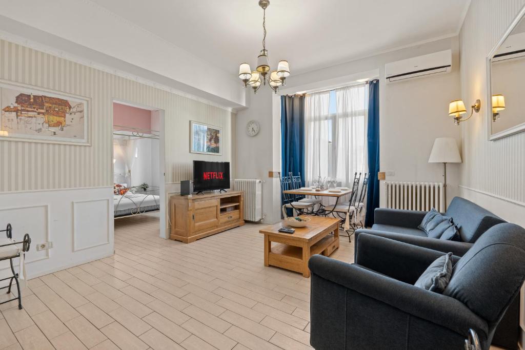 Bright Central Nest 2BR Heart of Bucharest, Bucarest (precios ...