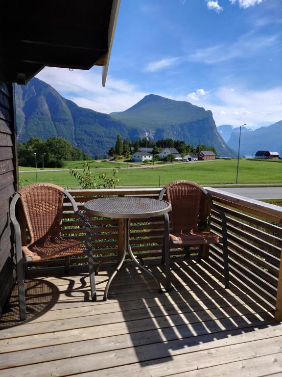 Mountain view cabin, Torvik (updated prices 2026)