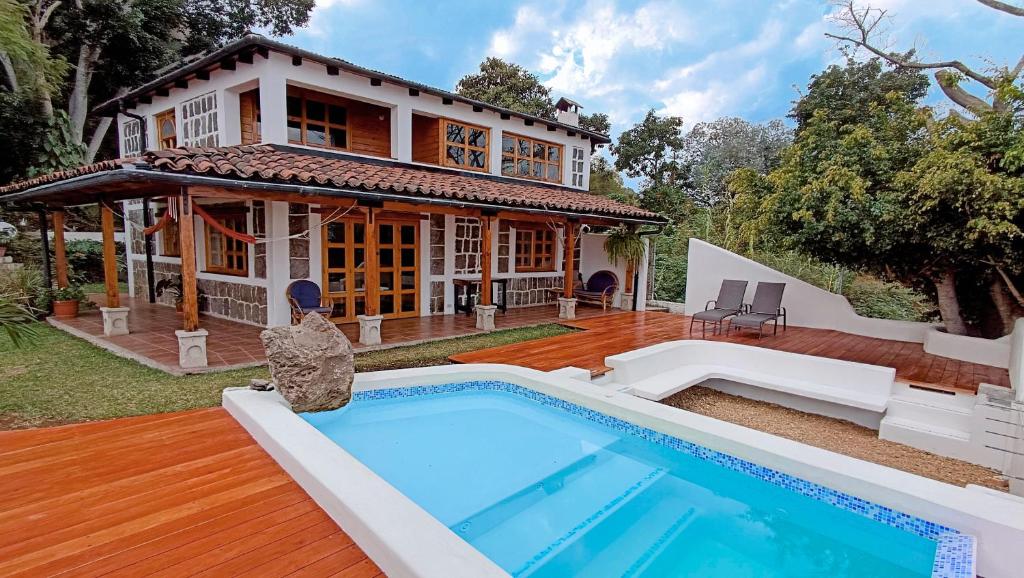 Lakefront Villa with Beach Access & Infinity Pool, San Pedro La Laguna ...