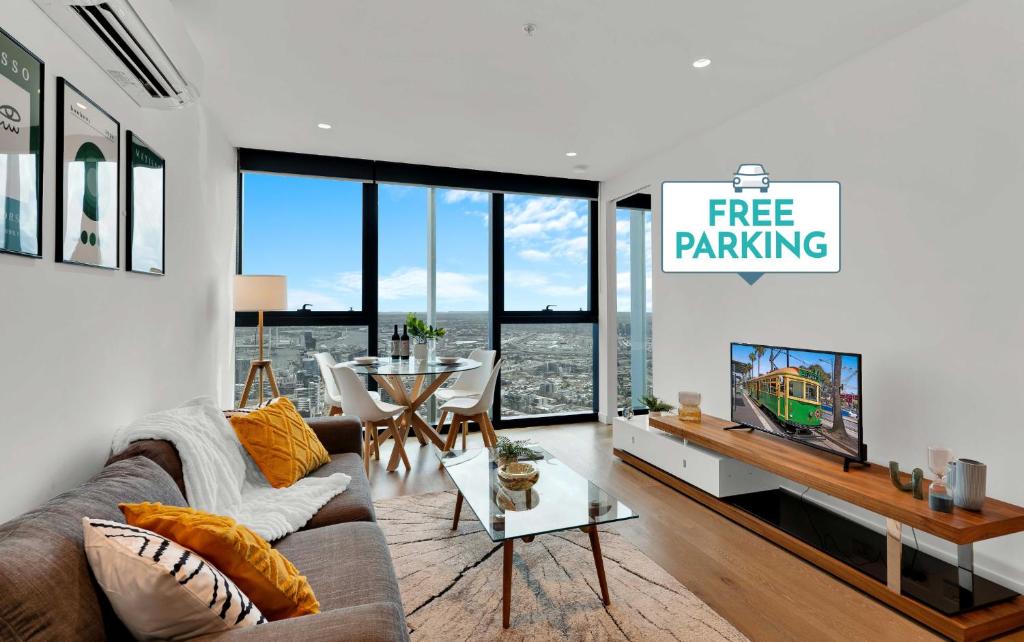 Tallest Building Elizabeth - Skyline Luxury - Epic Views & Pool Access, Melbourne (updated ...