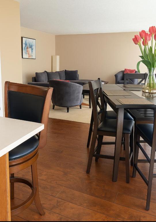 Cozy Family Retreat Near Indy Hotspots Free WiFi, Indijanopolis ...