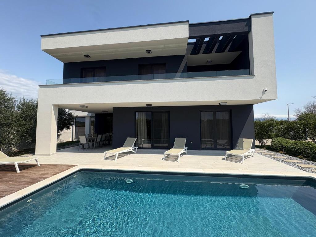 Villa Angelo 2020 with sauna, gym, heated pool, Privlaka (updated ...