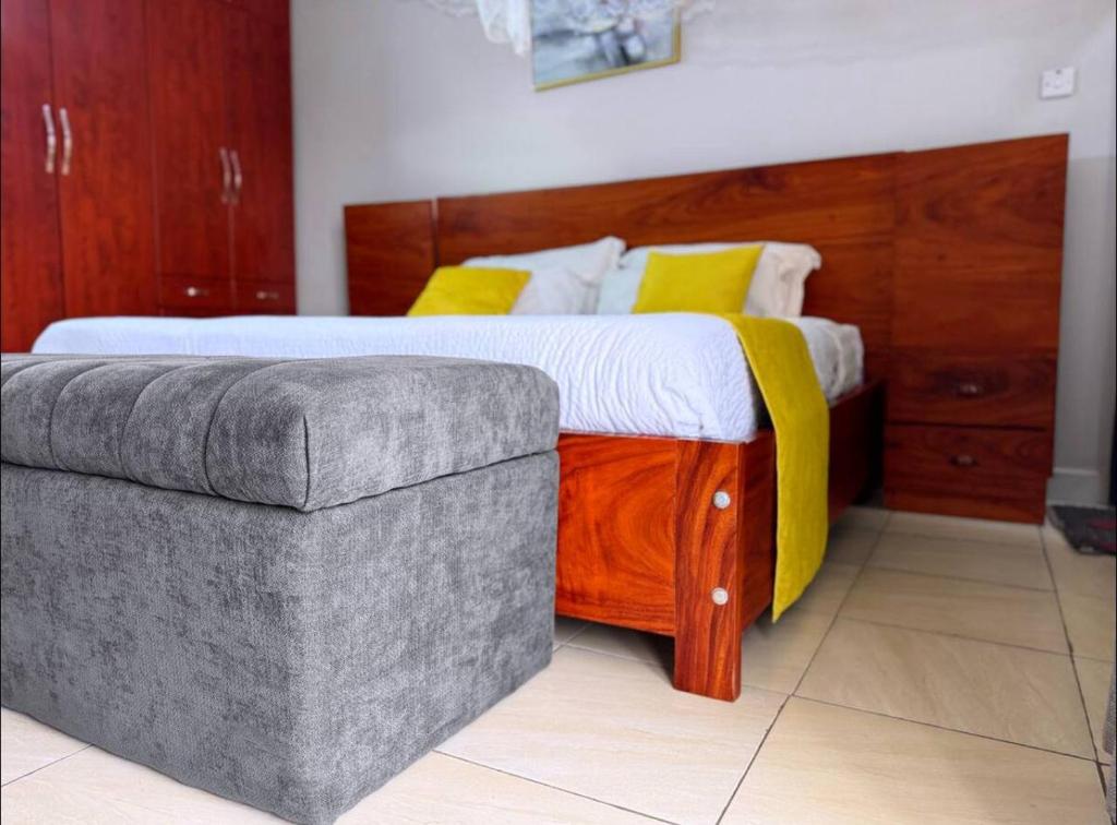 Room 33, Kampala (tarifs actualisés, 2025)
