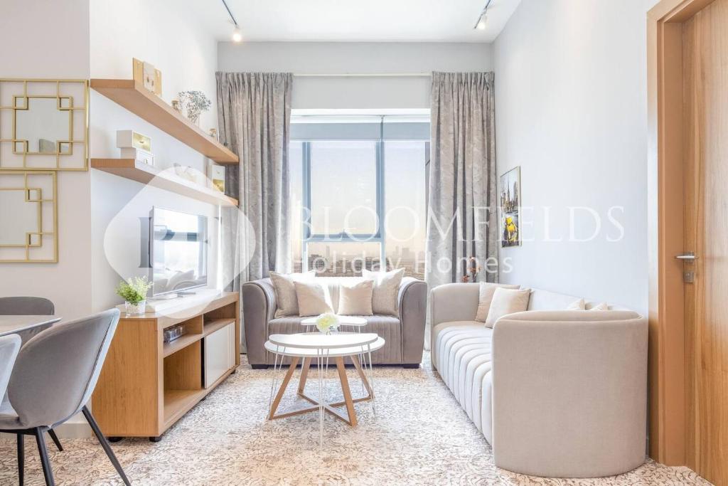 Bloomfields Cozy 1Br Blue Waves Dubai Land, Dubai (updated prices 2026)