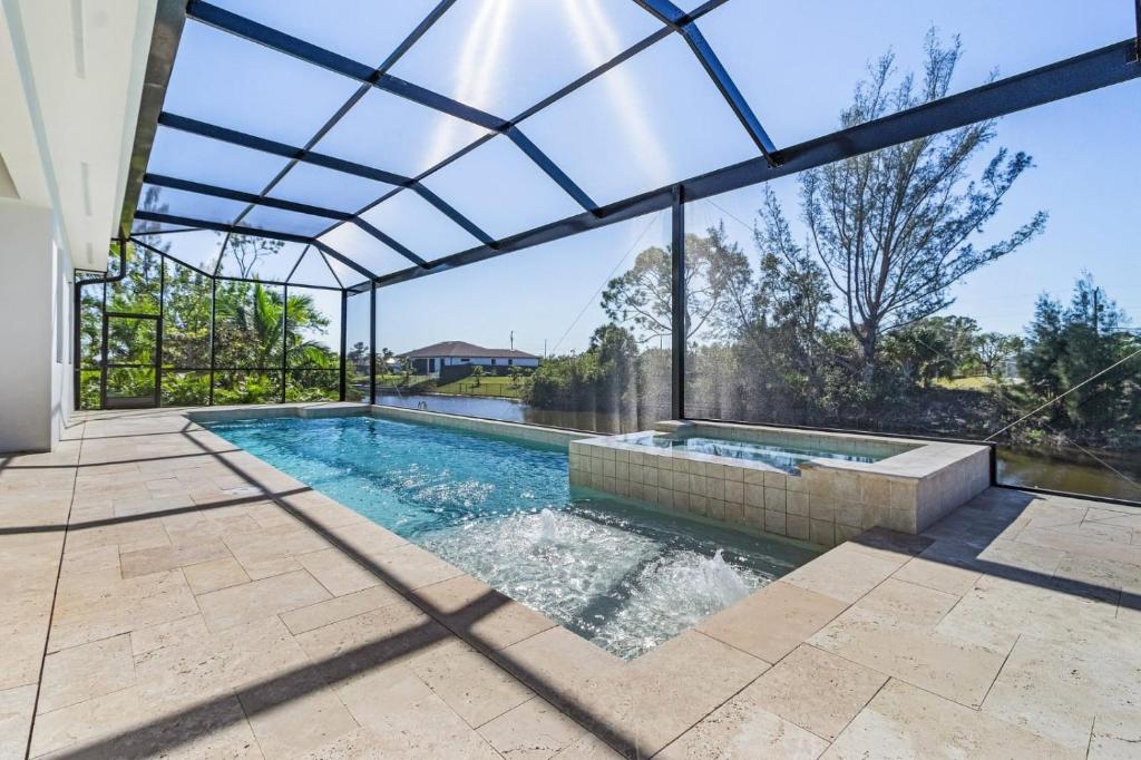 Villa Sir Henry 4 am Kanal, Cape Coral (updated prices 2026)