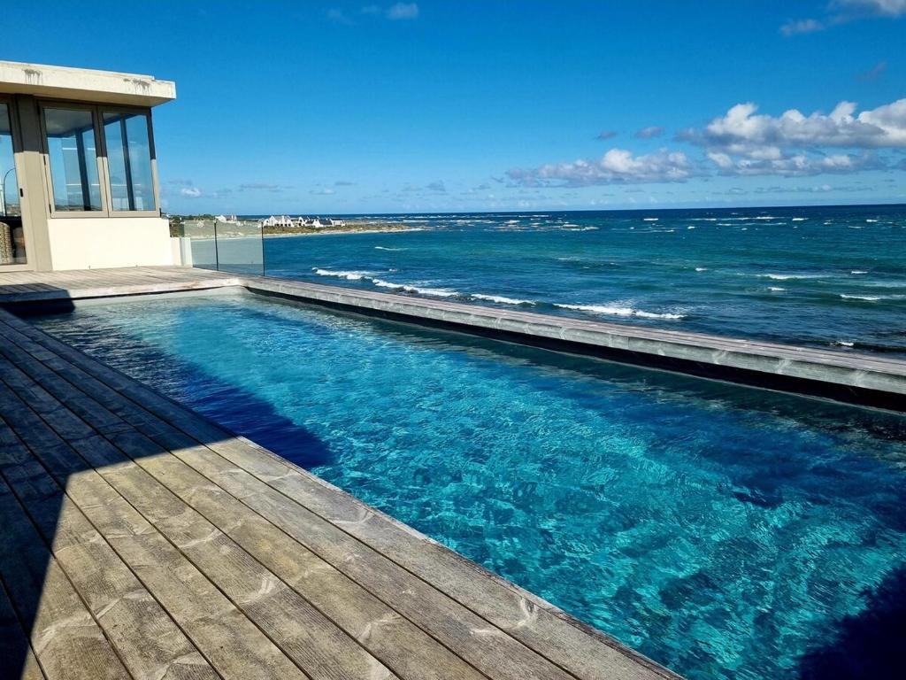 Southern Sapphire Villa, The Southern Most Point, Suiderstrand ...