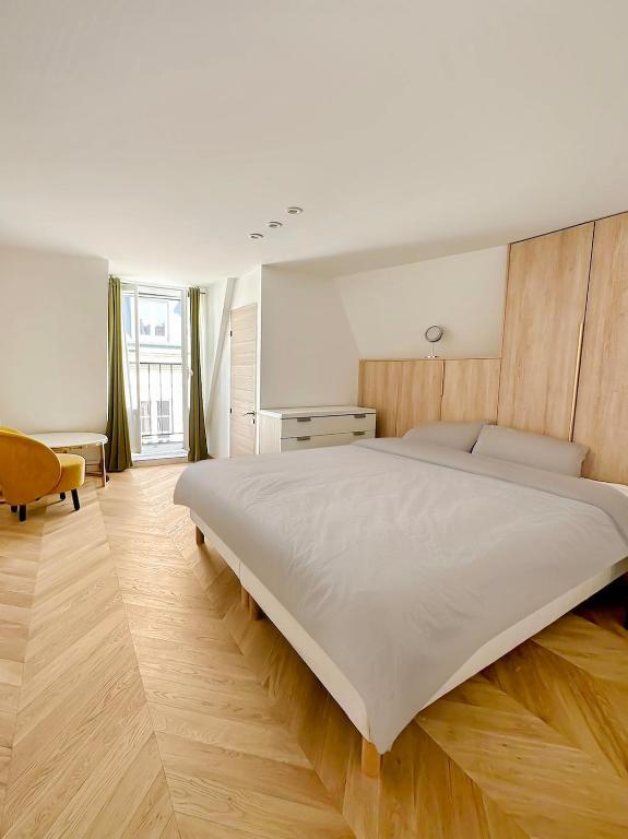 Charming flat in Heart of Paris, Paris (updated prices 2025)