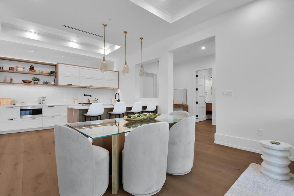 The Mark 208 I Modern Luxury Awaits, Naples (aktualne ceny na rok 2026)