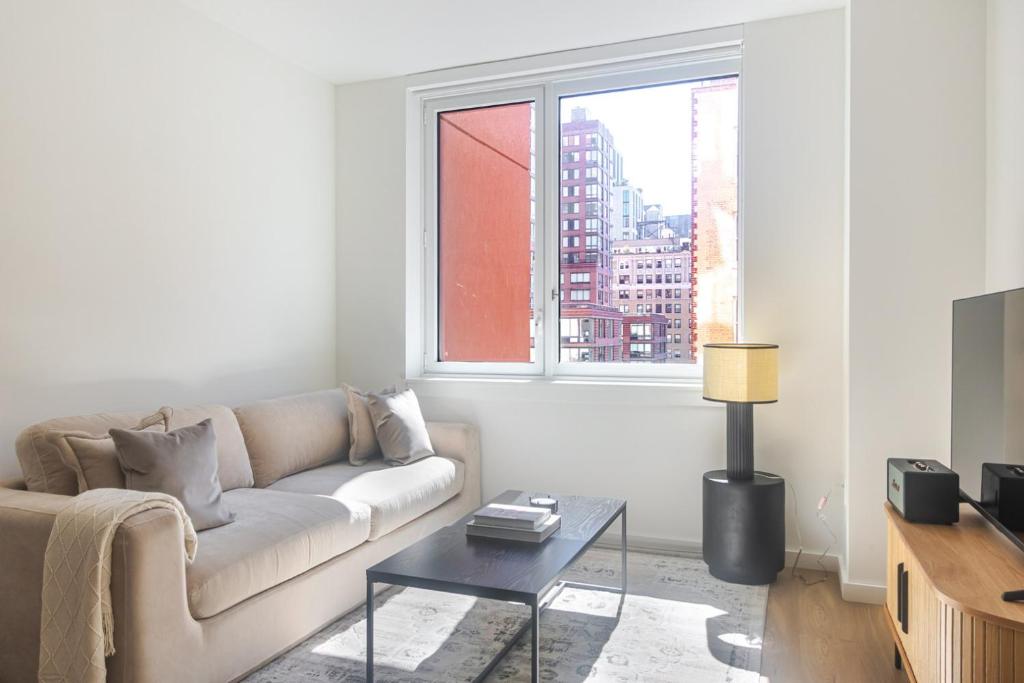 Blueground Upper West Side view nr Riverside Park NYC-2030, New York ...