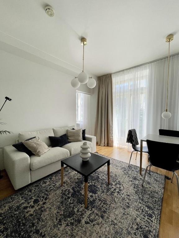 Beautiful & Peaceful City Apartment in the Heart of Helsinki, Helsinki ...