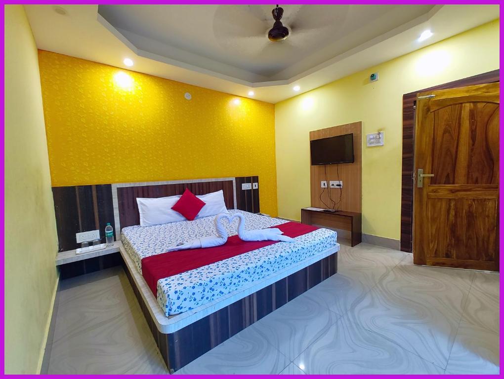 Hotel S - Sashi Near Sea Beach and Jagannath Temple - Bangali Market ...