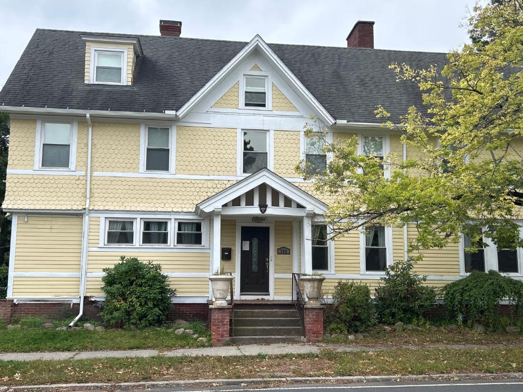 Historic Springfield Home, Springfield (updated prices 2026)