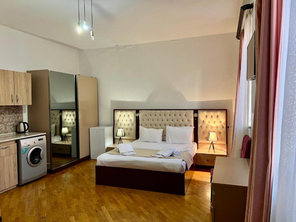 New Castle Hotel Yerevan, Yerevan (updated prices 2026)
