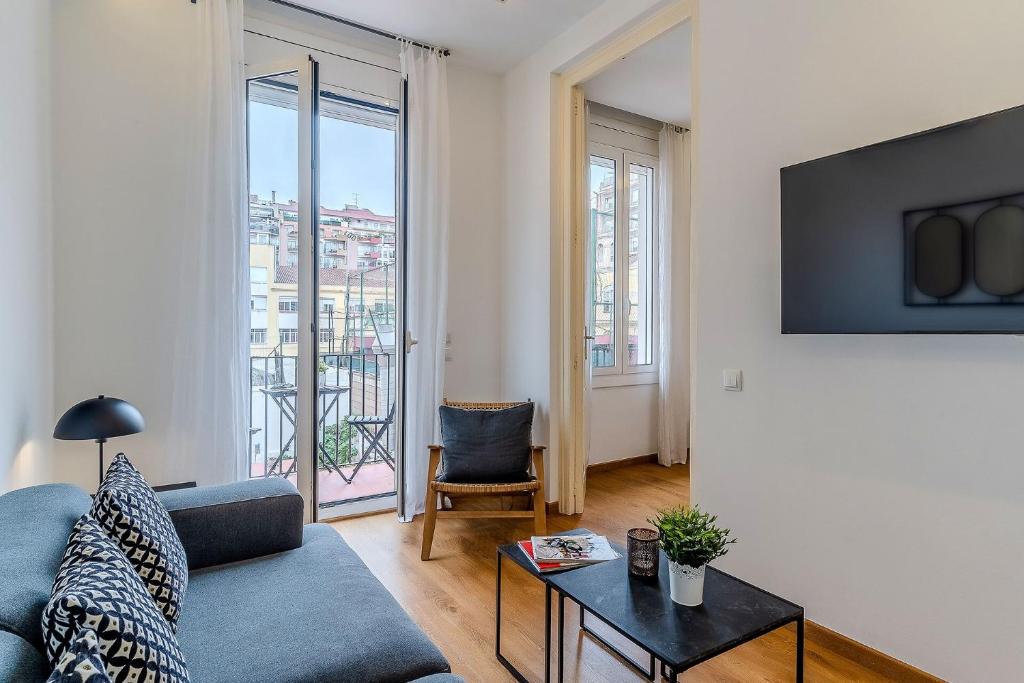 AB Eixample Calabria, Barselona (güncel 2026 fiyatları)