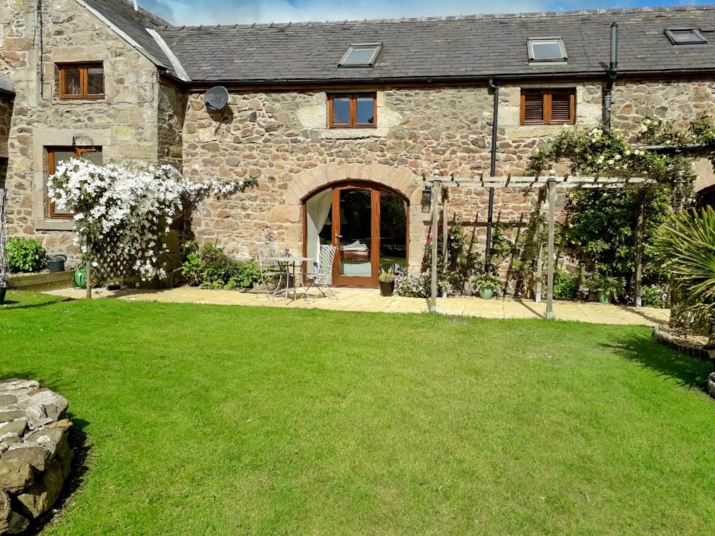 Mill Barn, Milfield (updated prices 2026)