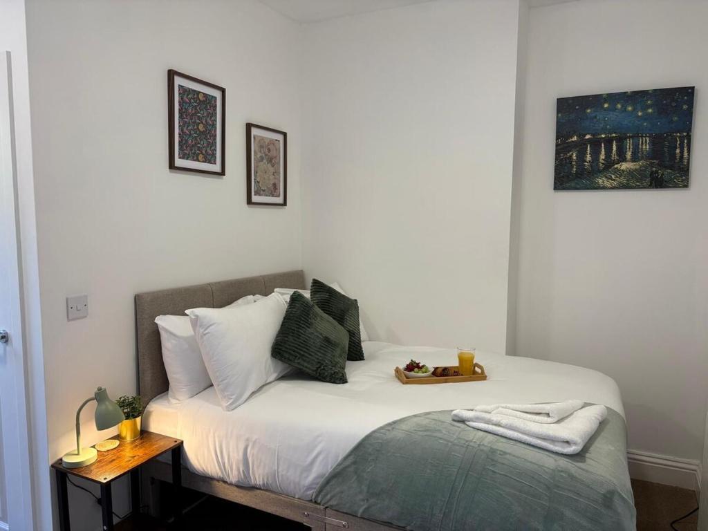 Peterborough Modern Studio 3, Peterborough (updated prices 2026)