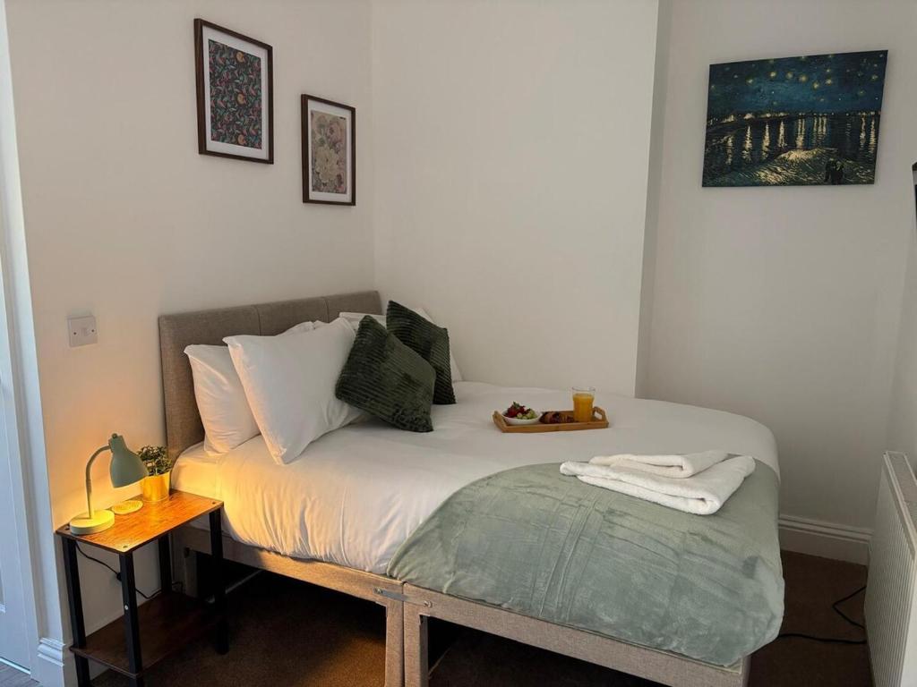Central Peterborough Studio 3, Peterborough (updated prices 2026)