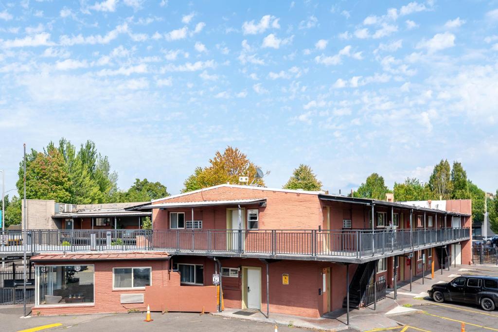 Banfield Studios By OYO Portland OR, Portland (updated prices 2026)