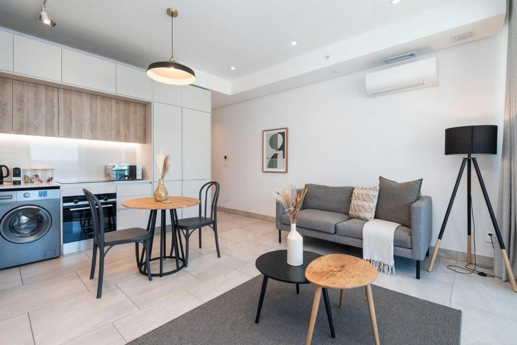 Urban Grace at the Rubik, Keiptauna (atjauninātās 2026. gada cenas)