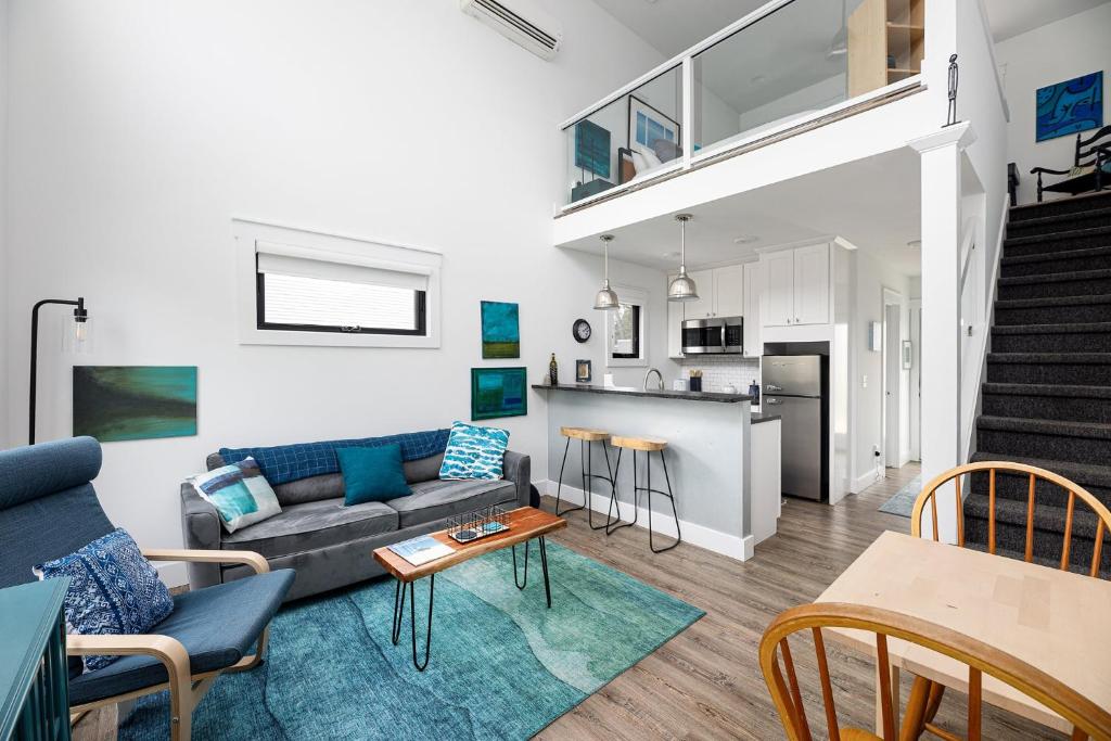 Waterscape Loft at City Limit Lofts - Walk & Bike to Downtown, Traverse City (aktualizované ceny ...