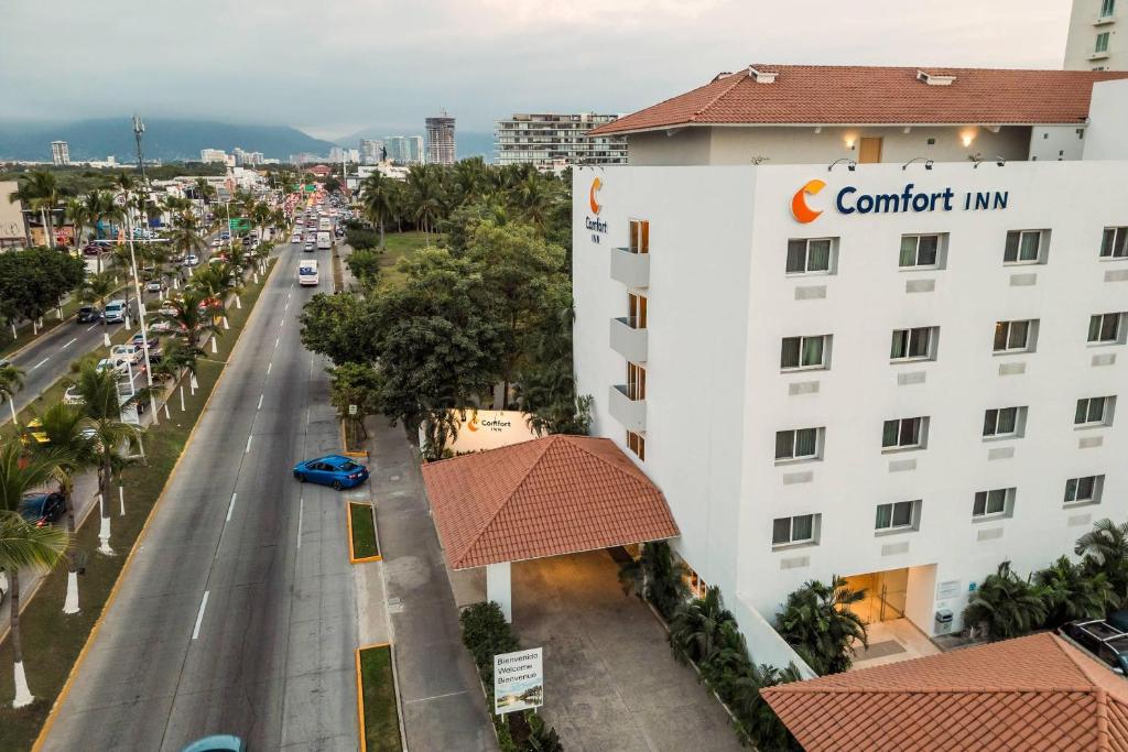 Comfort Inn Puerto Vallarta Golfside & Marina, Puerto Vallarta (precios ...