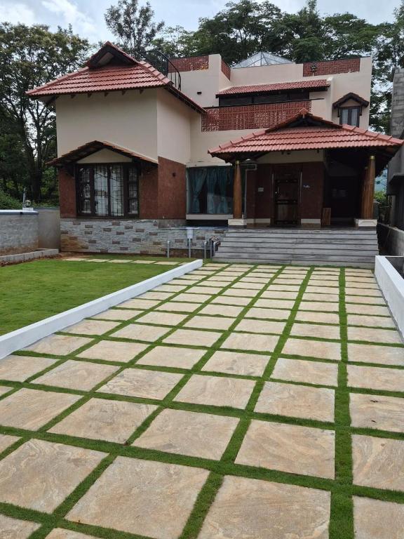 NanDha Thotram-The Central Courtyard Heritage HomeStay Yelagiri Hills ...