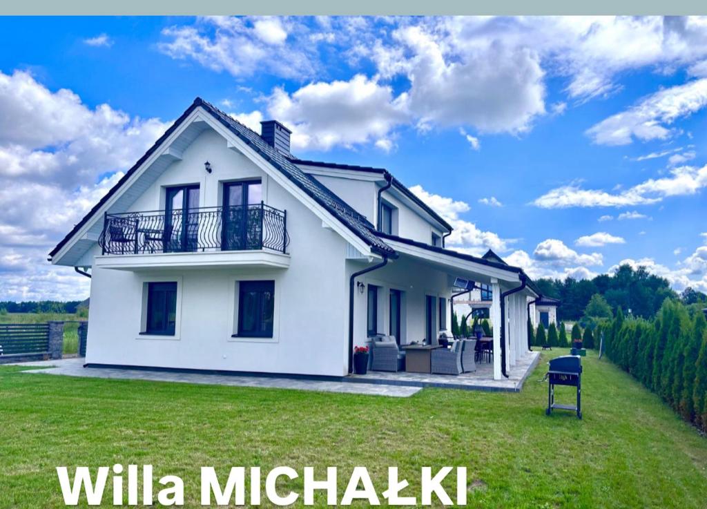 Dom Michałki Luksusowa willa z ogrodem، Michalki (أسعار محدثة لعام 2026)