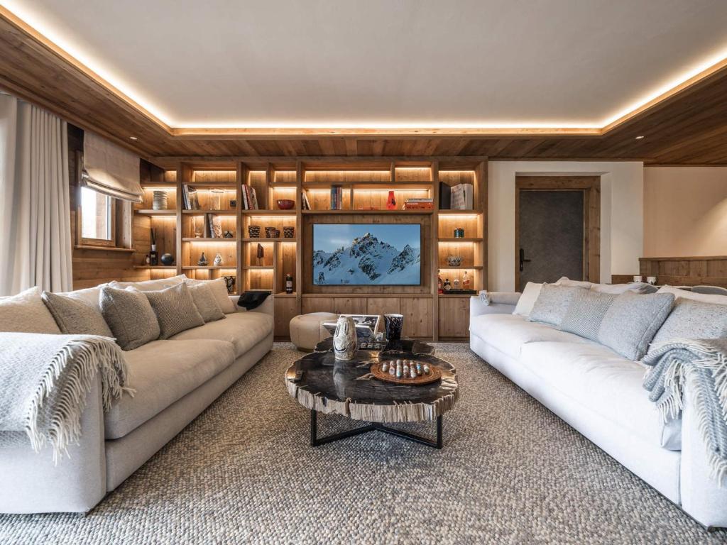 Luxueux Appartement 4 Chambres avec Terrasse Privée et Parking - FR-1 ...