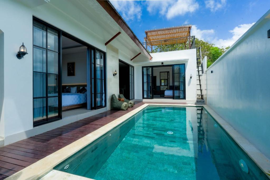 Anjoe Villa New Modern 2BR Villa with Private Pool & Rooftop, Ungasan ...