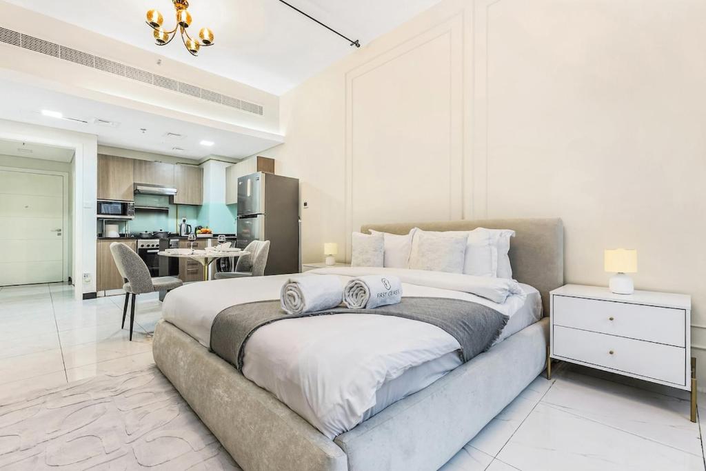 FIRST CLASS Studio Stylish & Cozy JVC Escape, Dubai (bijgewerkte ...