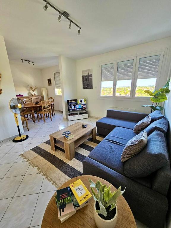 Le Friendly avec Parking - 6 pers - 15 min de Lyon - Balcon, Corbas ...