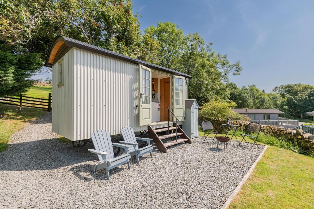 Percy Shepherd's Hut - High Borrans Farm, Ings (updated prices 2026)