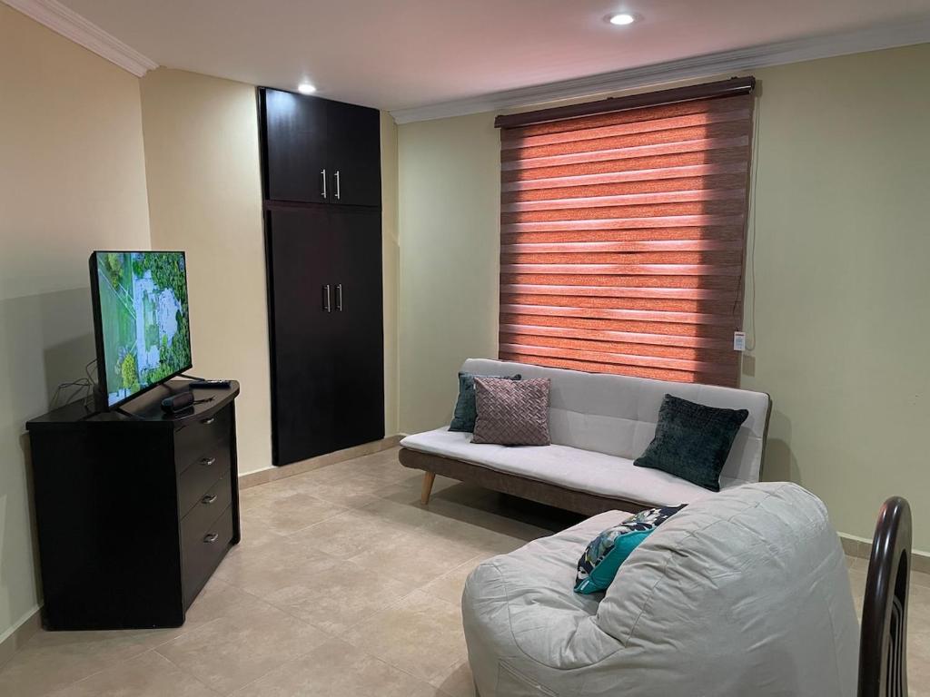 Cómoda Suite en Hotel Residencial CCP Tipuro,‏ Maturín (מחירים מעודכנים ...