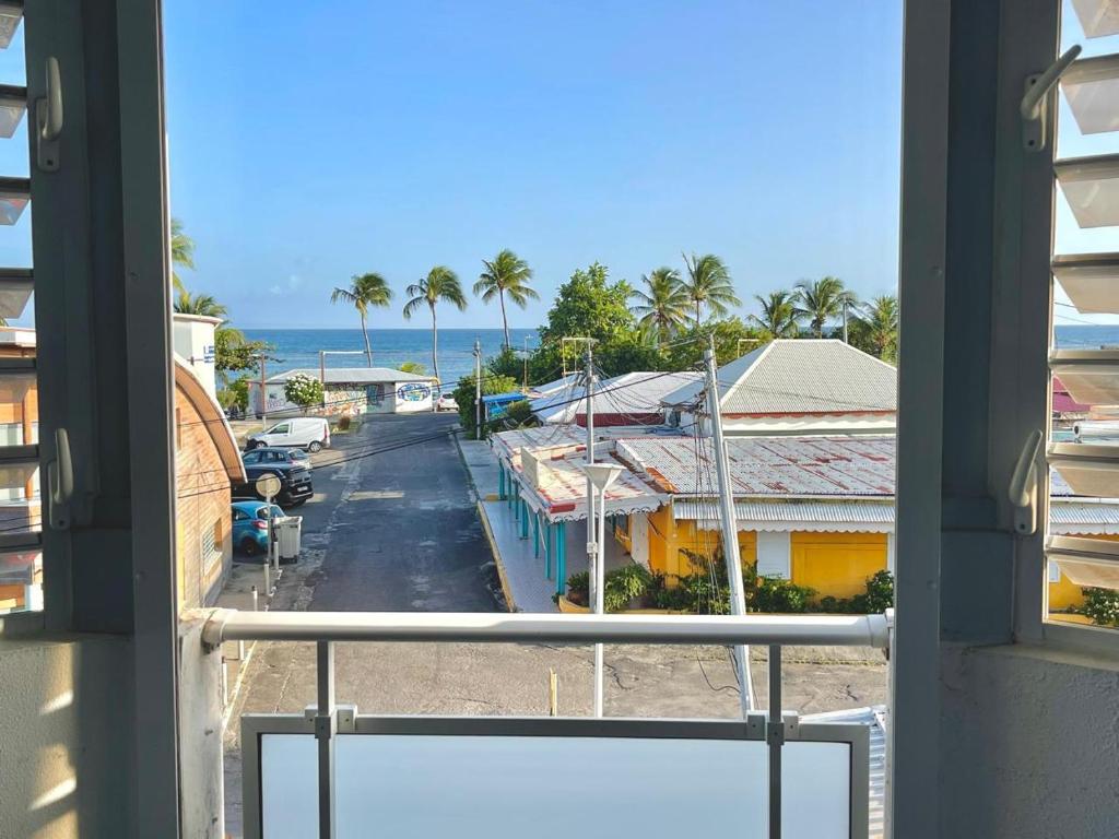 Guadeloupe Kayéla Beach appart marina Saint François connecté équipé ...