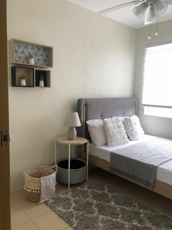 CandC 2 bedrooms Marina Spatial Condominium, Piapi (mga updated na ...