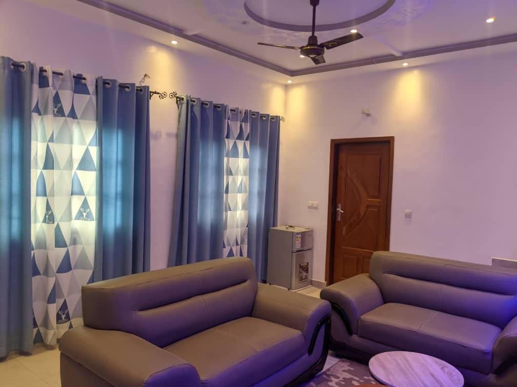 1 chambre salon a cotonou FIDROSSÈ PLAGE AVEC VUE SUR LA MER,‏ Cotonou ...