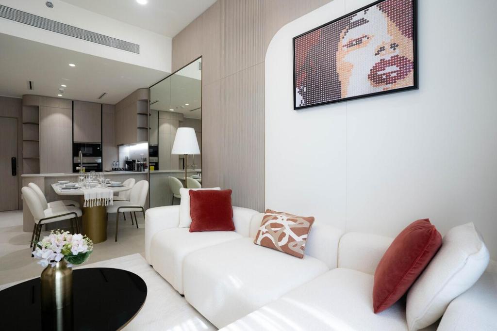 杜拜Designer 1BR Apt with Modern and Airy Layout（2025 年最新房價）