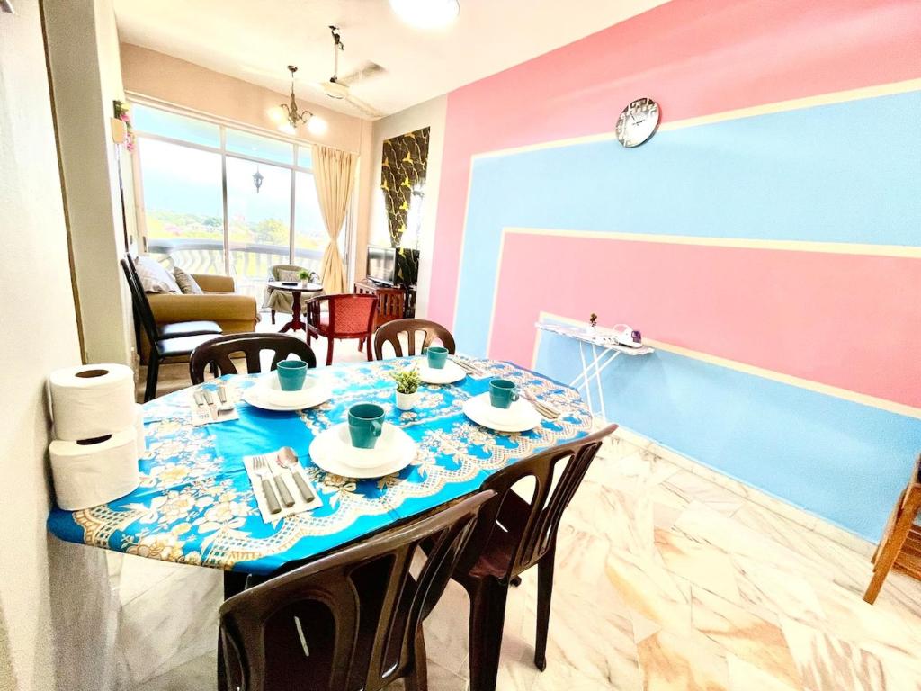 Sweet home 2 Bedroom Glory BeachResortWiFi Netflix Freeparking, Port ...