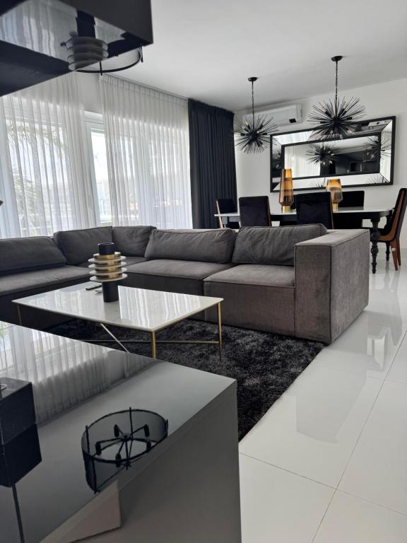 Dominik luxury penthouse, Cancún (updated prices 2026)
