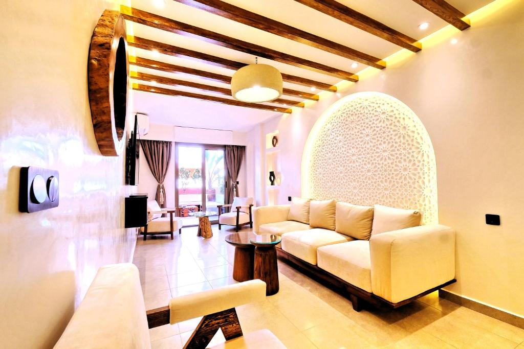 Chic & Comfort, Experience Marrakech differently, Marrakech (updated ...