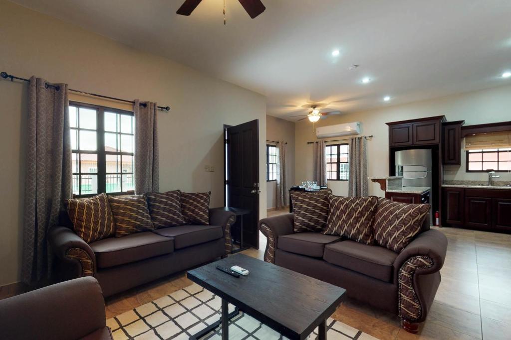 EJAB Belama Couple Suite -Gold Standard Certified, Πόλη του Μπελίζ ...