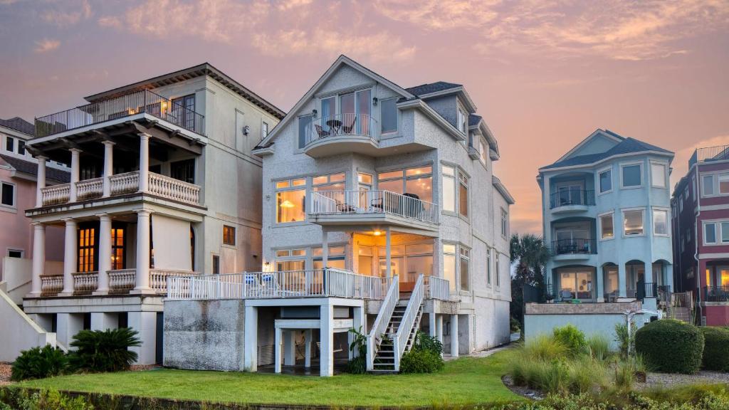 Beachwalk by AvantStay Hilton Head Oasis Steps from Singleton Beach ...