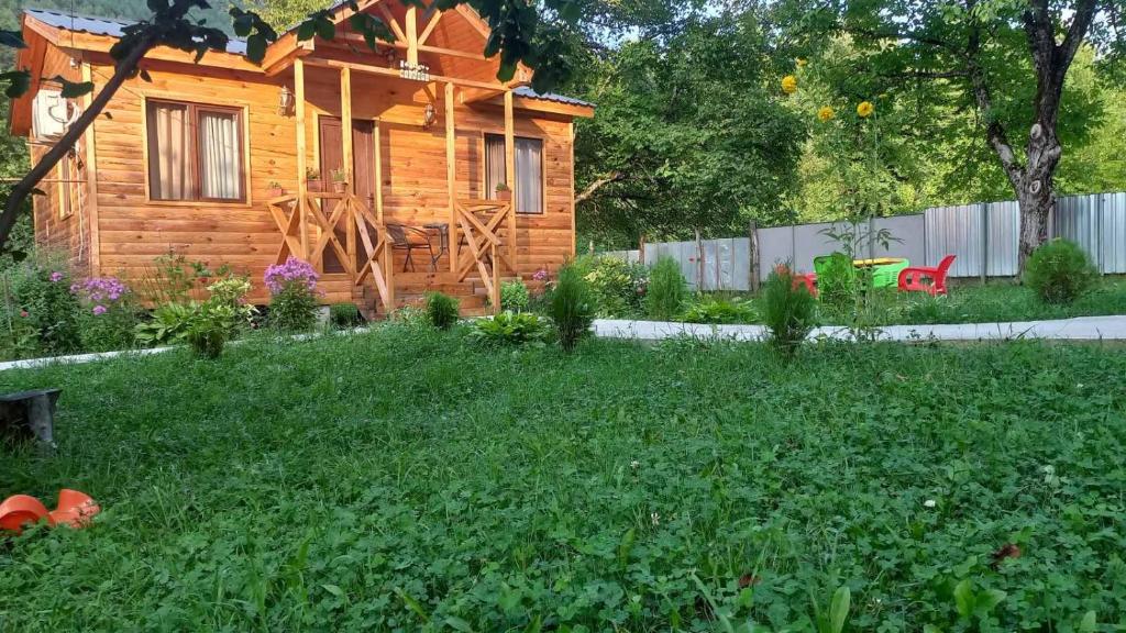 Wooden House Marikosi მარიკოს ხის სახლი, Itsa (preços atualizados para ...