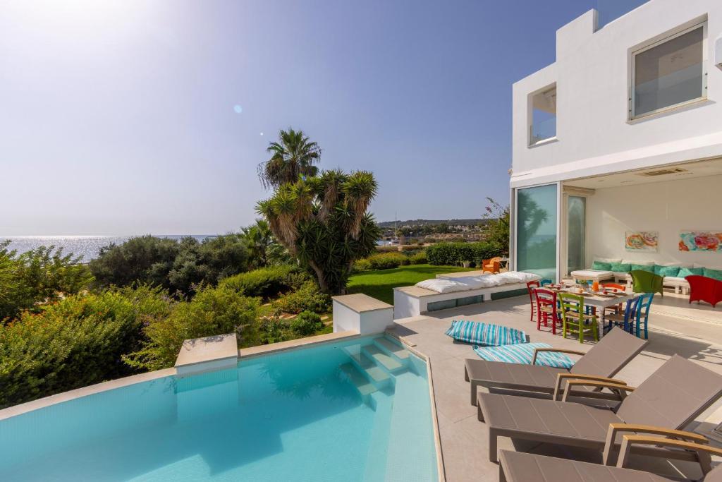 Protaras Seafront Villa AleMar, Protaras (updated prices 2026)