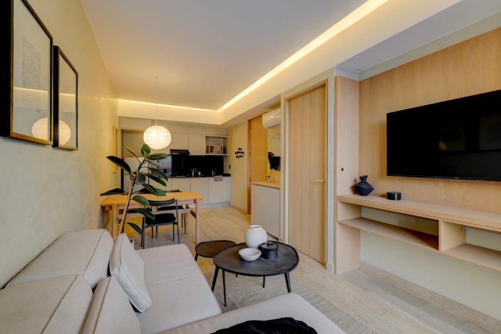 Aristoteles Polanco, Mexico City (updated prices 2026)