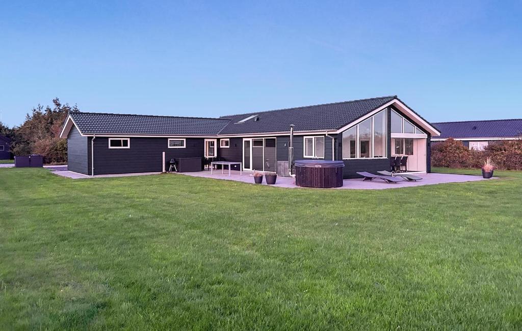 Stunning Home In Tarm With Lake View, Tarm (updated prices 2026)