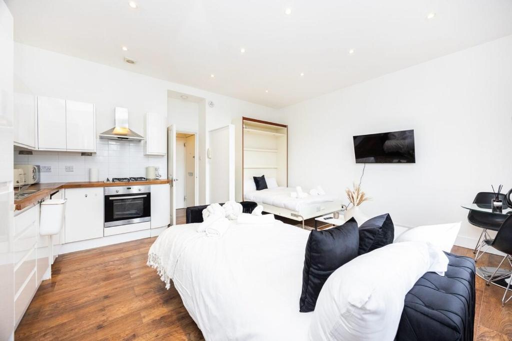 Comfy Studio for Small Groups West London, London (nove cijene za 2026.)